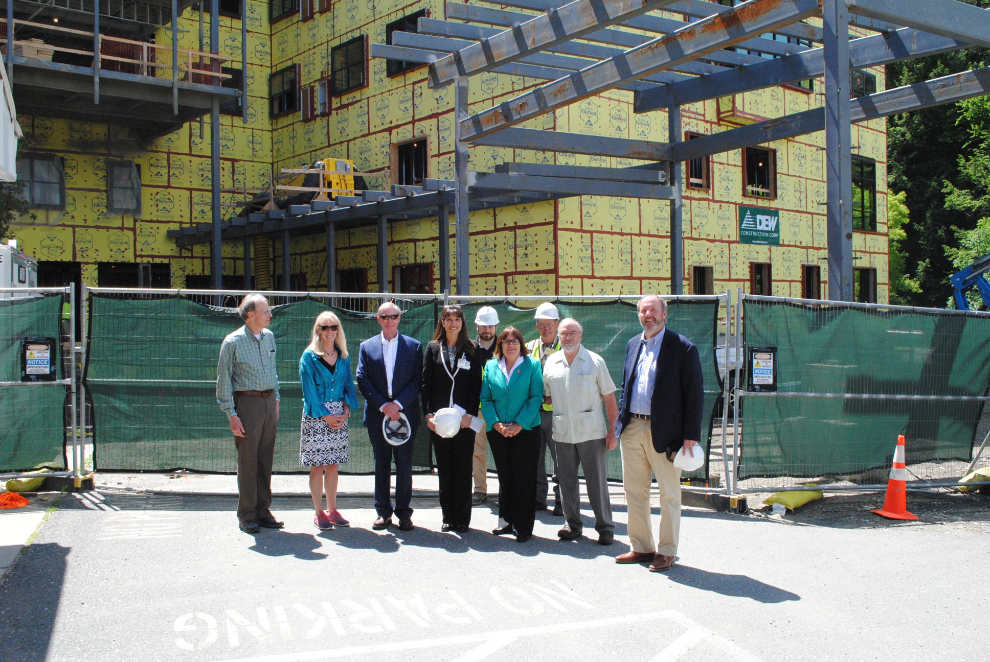 Ann Kuster Visits the Maplewood Nursing Home - Banwell Architects
